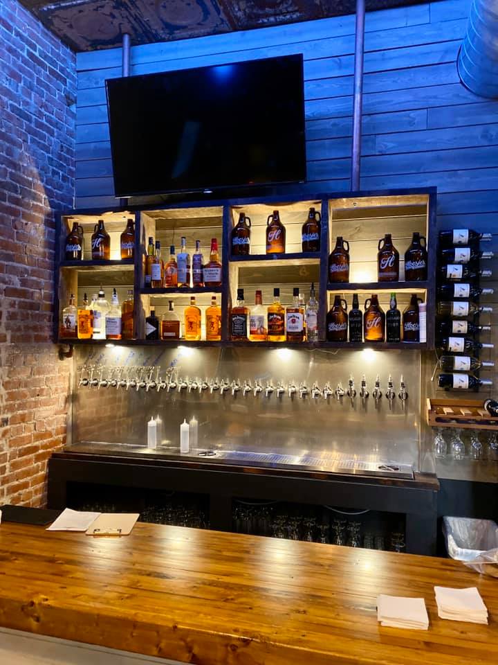 About Us – HOOSIER BREWING COMPANY